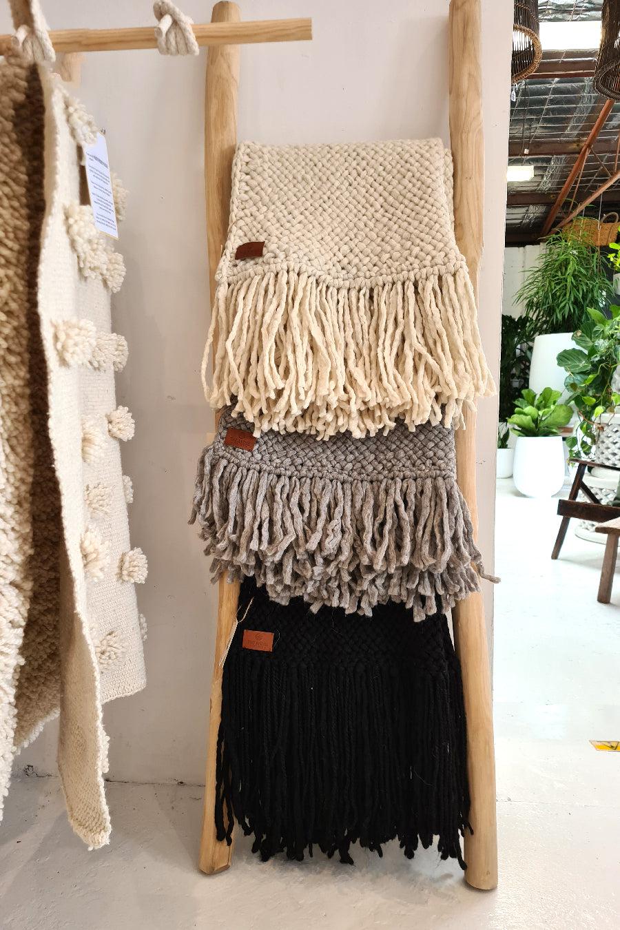 Pacha Throw - Black Colour - The Andes Project - Sustainable!